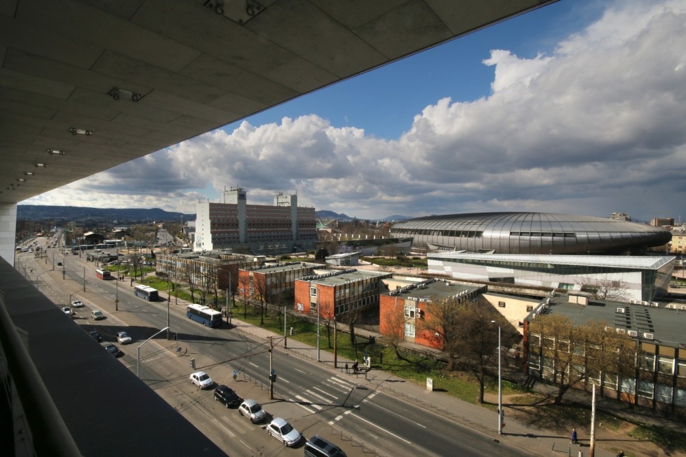 Arena Corner Az Év Irodája